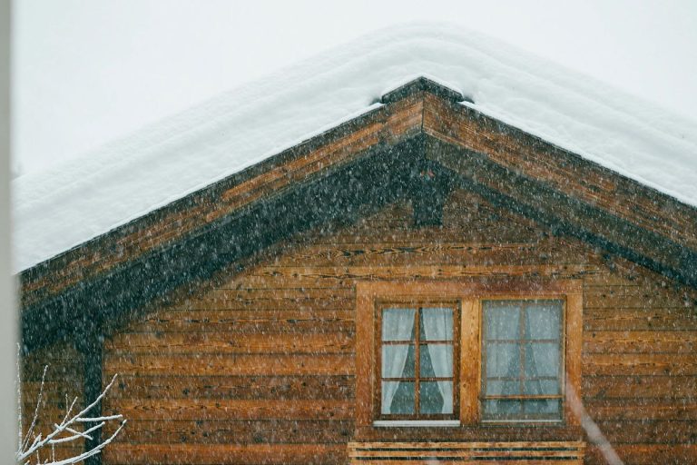 How Roof Heating Can Improve Your Home’s Winter Energy Efficiency - HotEdge